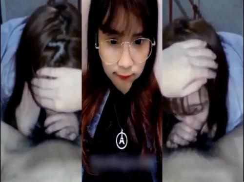 Bokep Indo Ngentot ABG Mulus Toge Memek Sempit